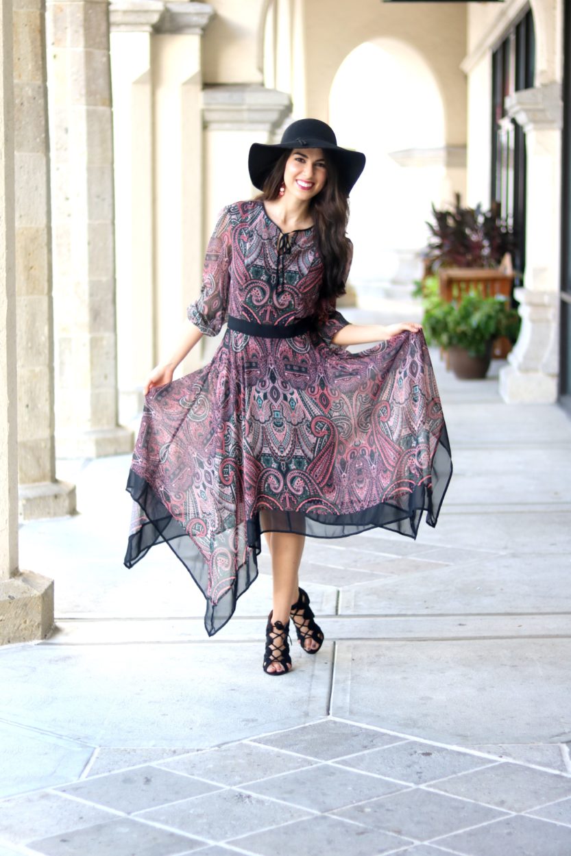 Boho Chic : Bohemian Style with Paisley Print - Naomi Noel Style